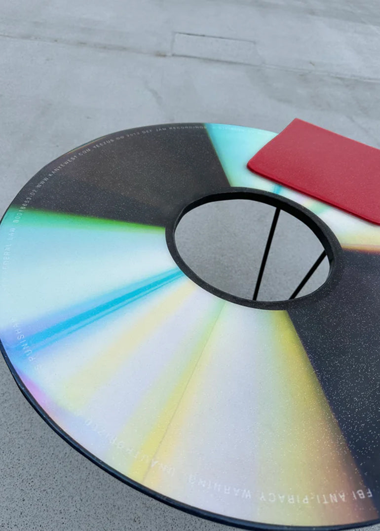 Yeezus Table – Hiphop Heaven
